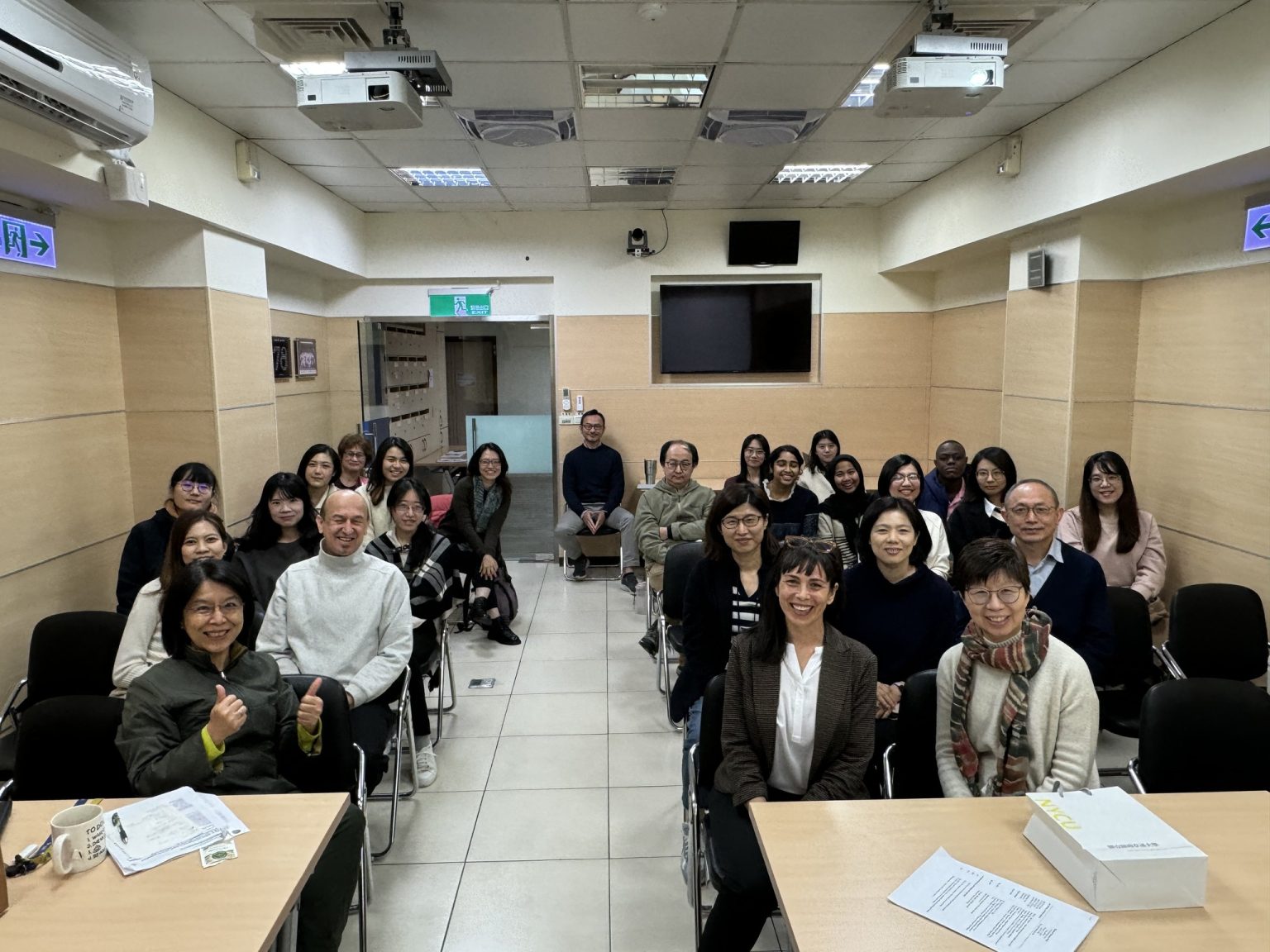 PHOTOVOICE: THEORY, PRACTICE & OUTCOMES – NYCU_IPH